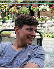 Miloš K Ilić: Štitonoša reda Crnih felni | Strane